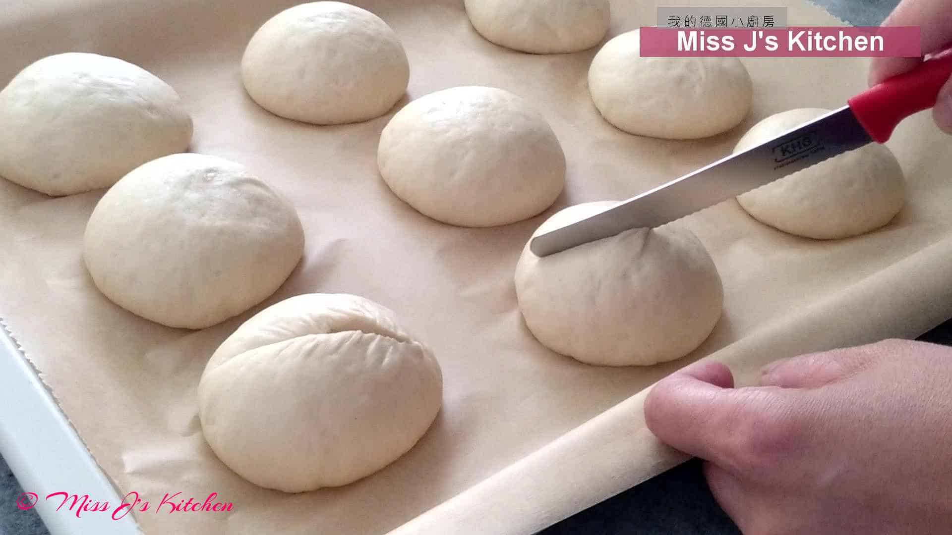 Deutsche Brötchen | Backen | Miss J's Kitchen